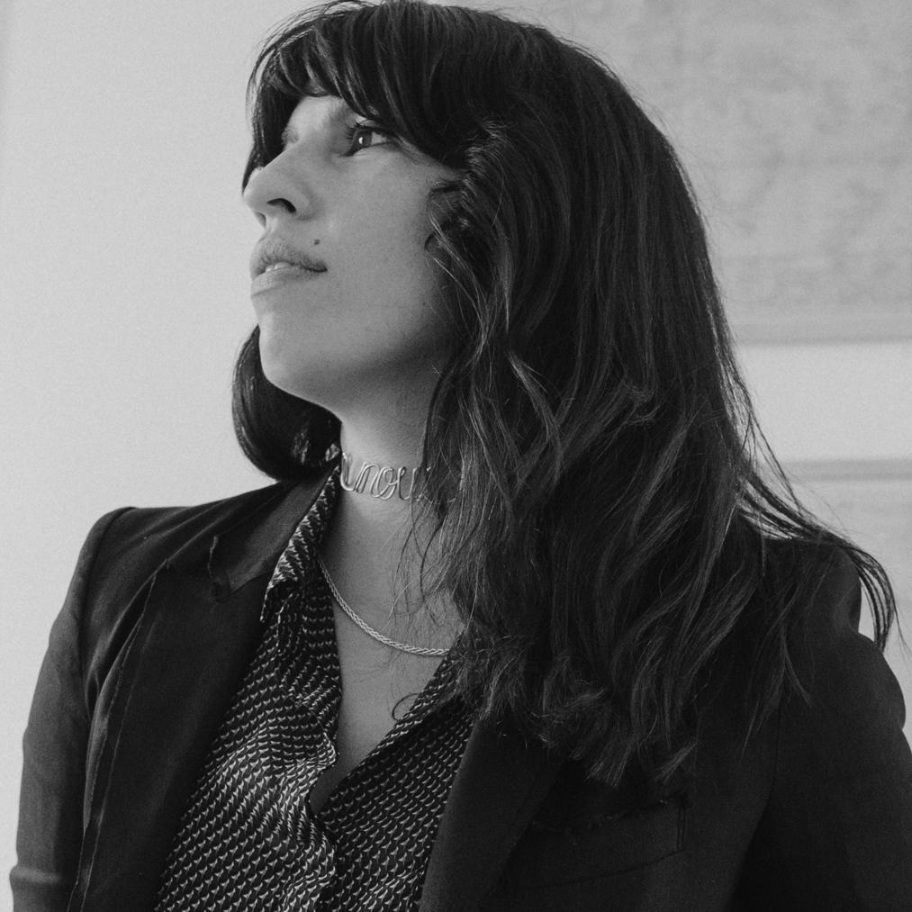 Hablemos Escritoras · Perfil de Escritora: Alejandra Márquez Abella