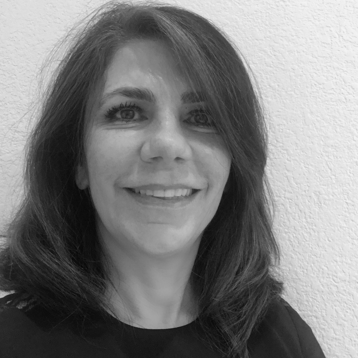 Hablemos Escritoras · Perfil de Escritora: Rose Mary Salum