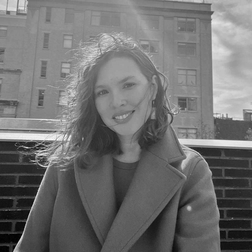 Hablemos Escritoras · Perfil de Escritora: Laura Torres-Rodríguez